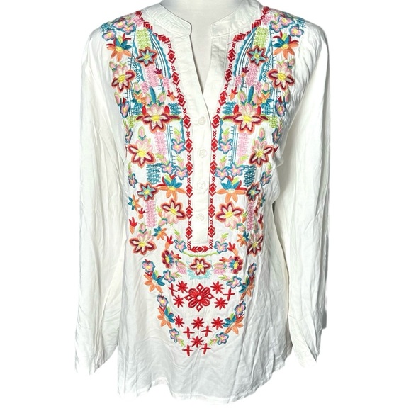 Anthropologie | Tops | Solitaire Embroidered Vneck Roll Tab Sleeve ...